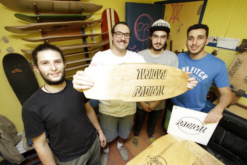 Radical como deve ser: jovens de Porto Alegre revivem marca de skates ...