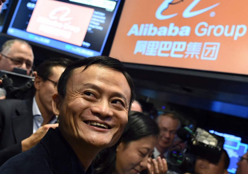 Grupo chinês Alibaba atrai brasileiros para o atacado