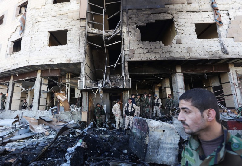 Triplo atentado do Estado Islâmico mata ao menos 47 pessoas