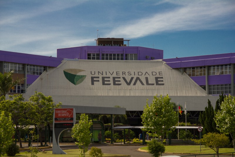 Feevale abre vagas para professores