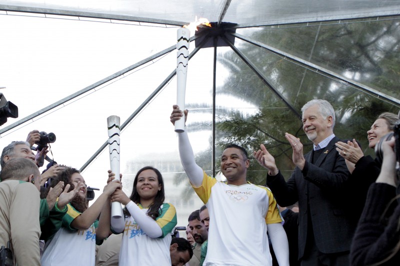 Tocha olímpica passou por Porto Alegre