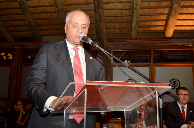 Medeiros pede união para 'tornar o clube mais forte'