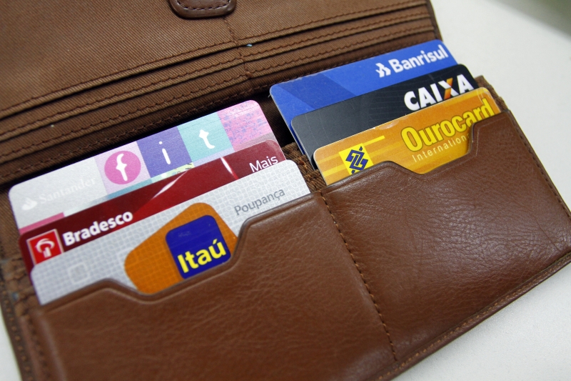 Abecs eleva projeção de alta do setor de cartões para alta de 17,5% a 19,5%