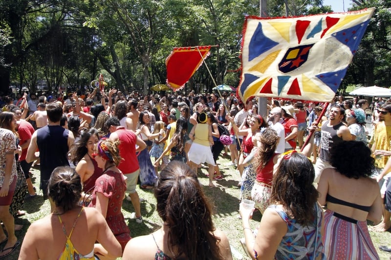 Bloco da Laje agita Redenção e antecipa Carnaval em Porto Alegre