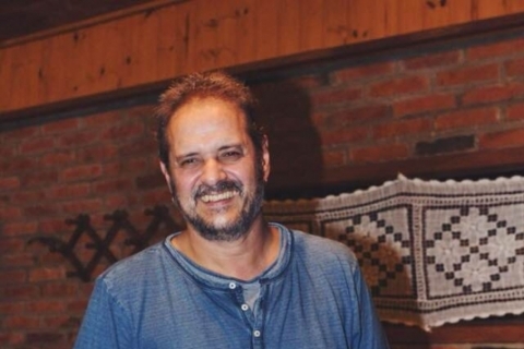 Uma palavrinha com Alex Alano