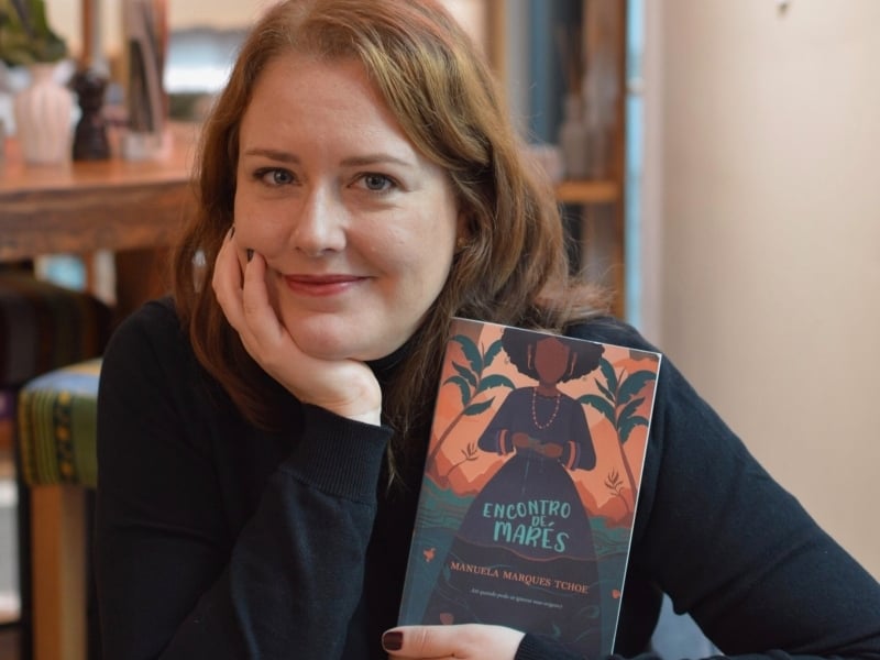 Livro 'Encontro de marés' traz um mosaico de vivências e saudades do Brasil