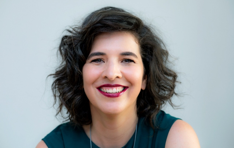Roteirista premiada Keka Reis estreia seu primeiro livro infantojuvenil