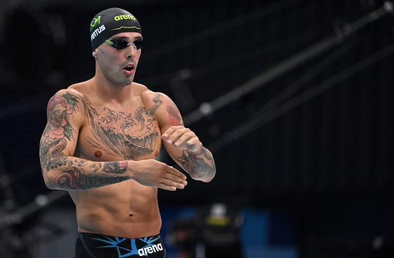 Único com chance de pódio, Fratus avança à semi dos 50m livre