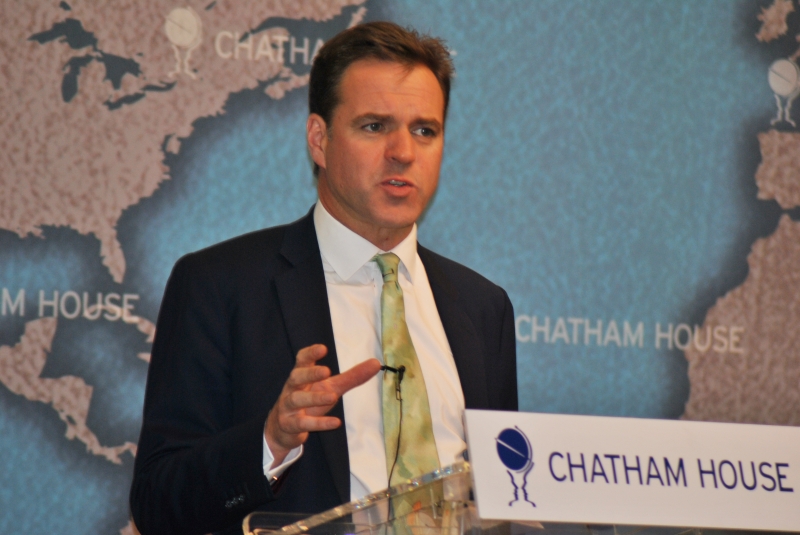 Roda Viva entrevista o historiador britânico Niall Ferguson