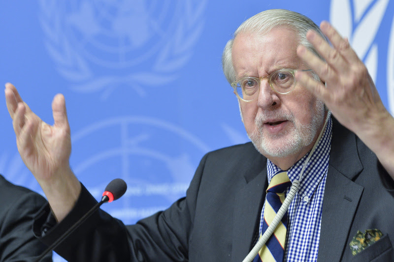 Roda Viva entrevista o cientista político Paulo Sérgio Pinheiro