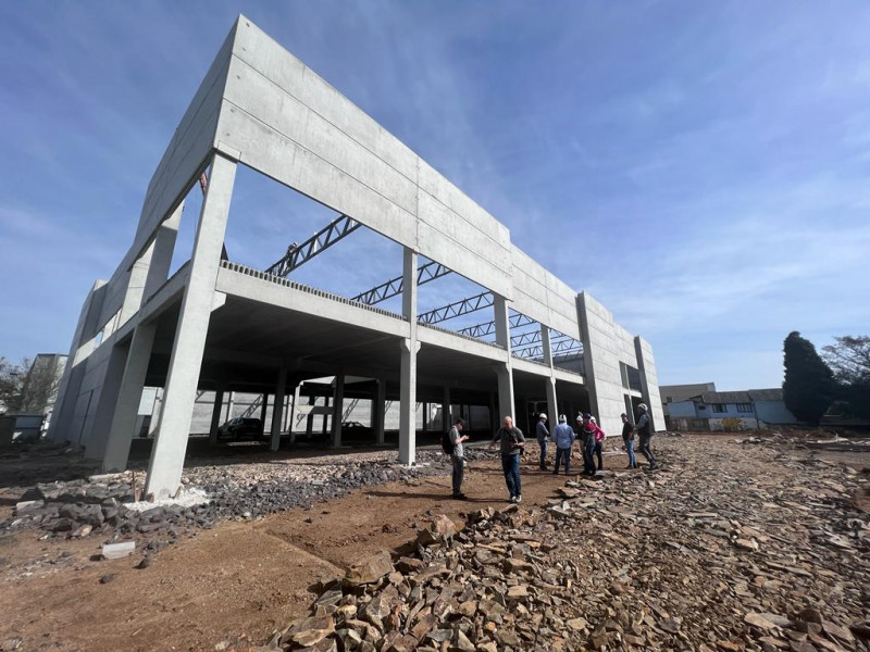 Magnani investe para buscar a liderança no segmento de luz e energia no ...