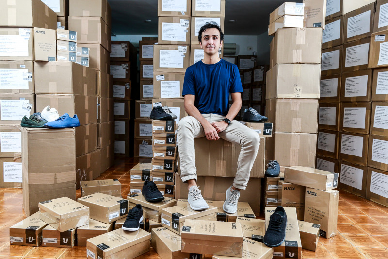 Calçado gaúcho feito com lã de merino e pet reciclado pisa nos Estados ...