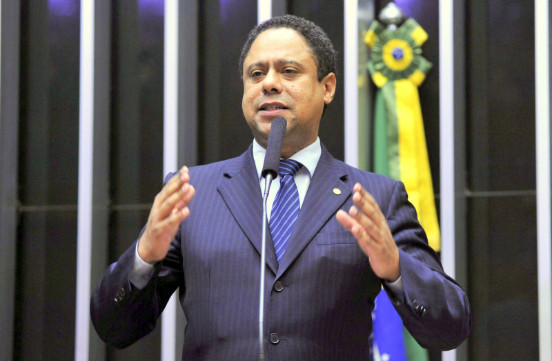 Fake news e Inteligência Artificial mobilizam Congresso Nacional