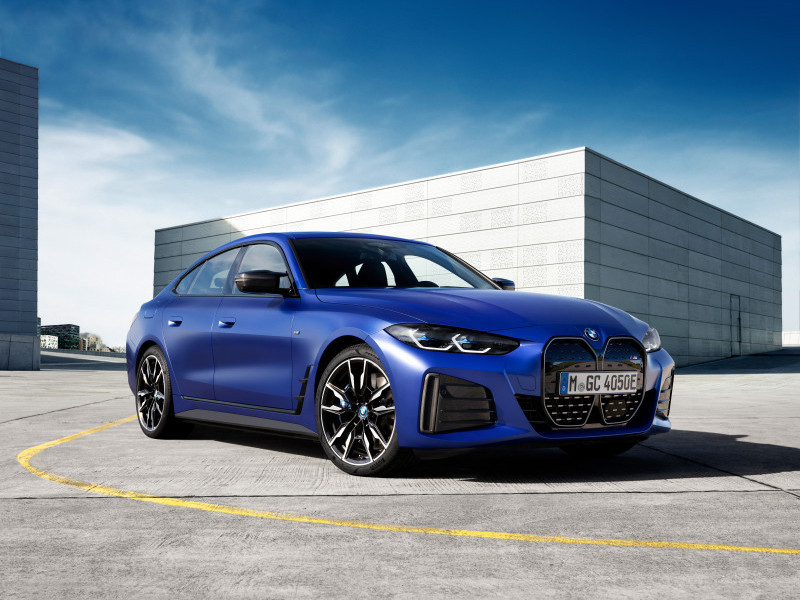 Novo sedã elétrico da BMW tem dois níveis de autonomia
