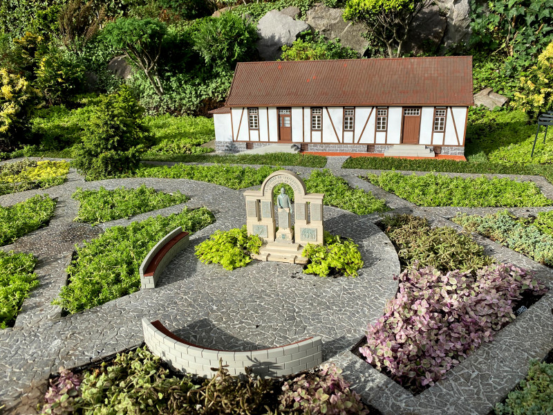 Parque temático Mini Mundo de Gramado reabre com novidade