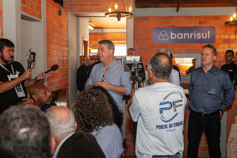Fernando Lemos diz que Banrisul está perto de novo recorde de negócios