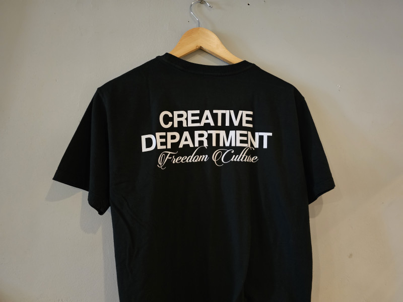 Empreendedor se demite para lançar marca própria de camisetas