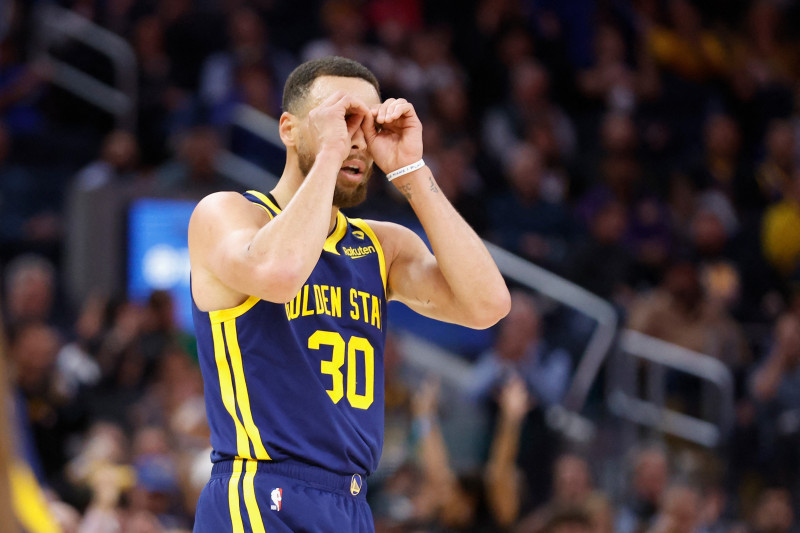 NBA volta com vitória dos Warriors e séries invictas de Celtics e Mavericks