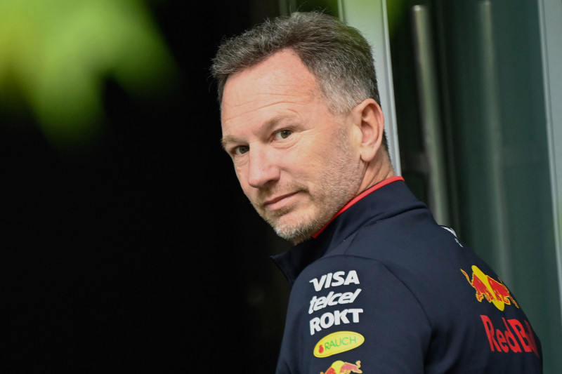 Horner manda recado para chefe da Mercedes sobre Verstappen: 'Tenha foco em sua equipe'