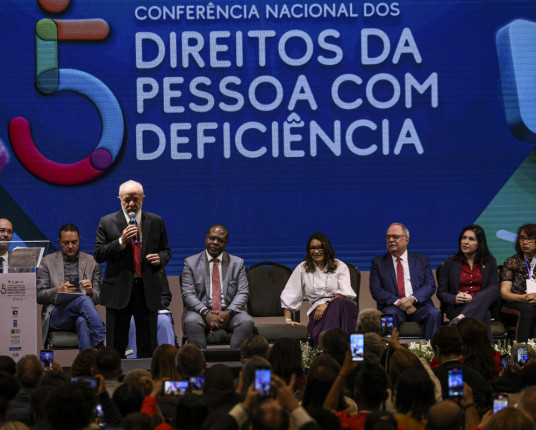 Governo cria sistema de emissão de carteira nacional da pessoa com TEA
