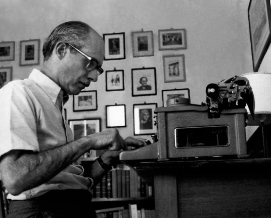 Documentário sobre Antonio Candido estreia em Porto Alegre