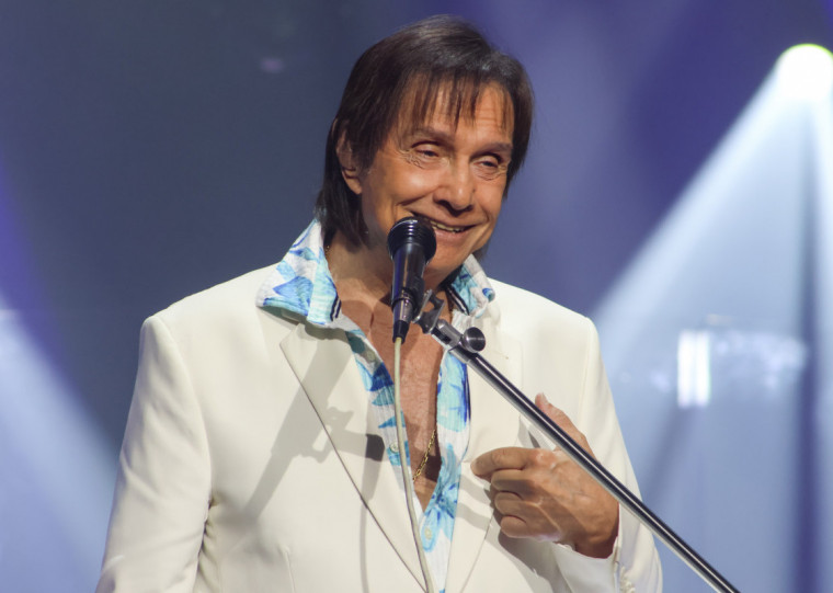 Roberto Carlos poderá ter uma emissora de rádio para tocar as suas músicas