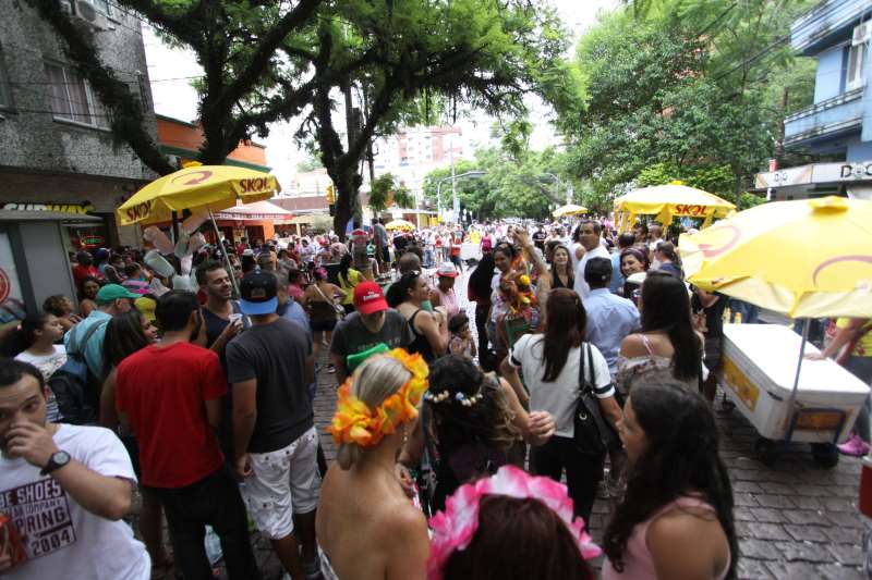 Carnaval de rua terá 14 dias de festividades na Capital
