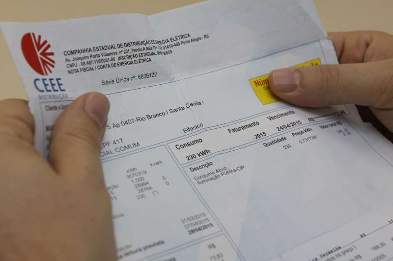 CEEE Distribuição inicia entrega da fatura instantânea