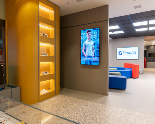 Simplás inaugura espaço dedicado à economia circular do plástico no RS